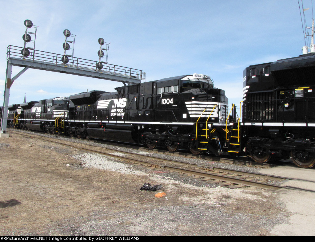 NS 1004 (SD70ACe)